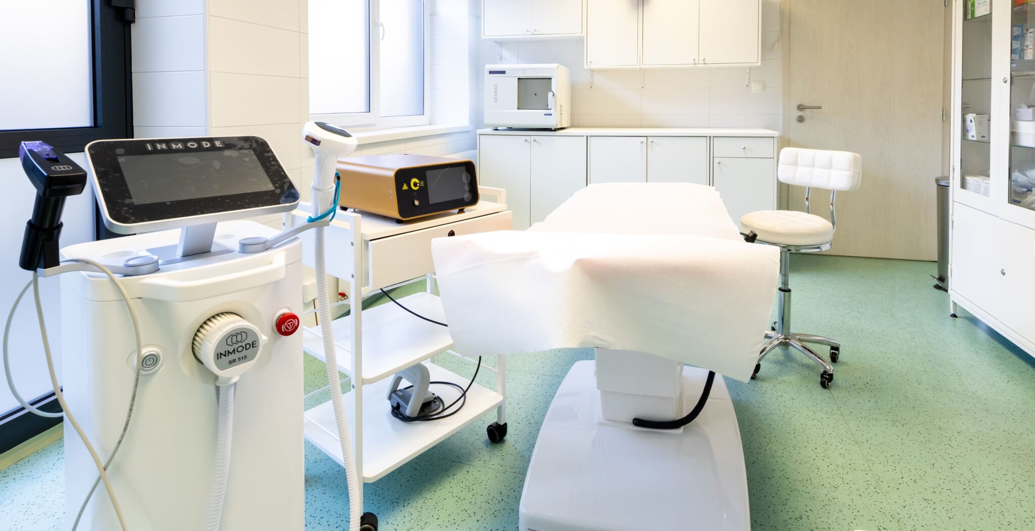Crystal Esthetic Clinic – Estetická medicína a plastická chirurgia v ...